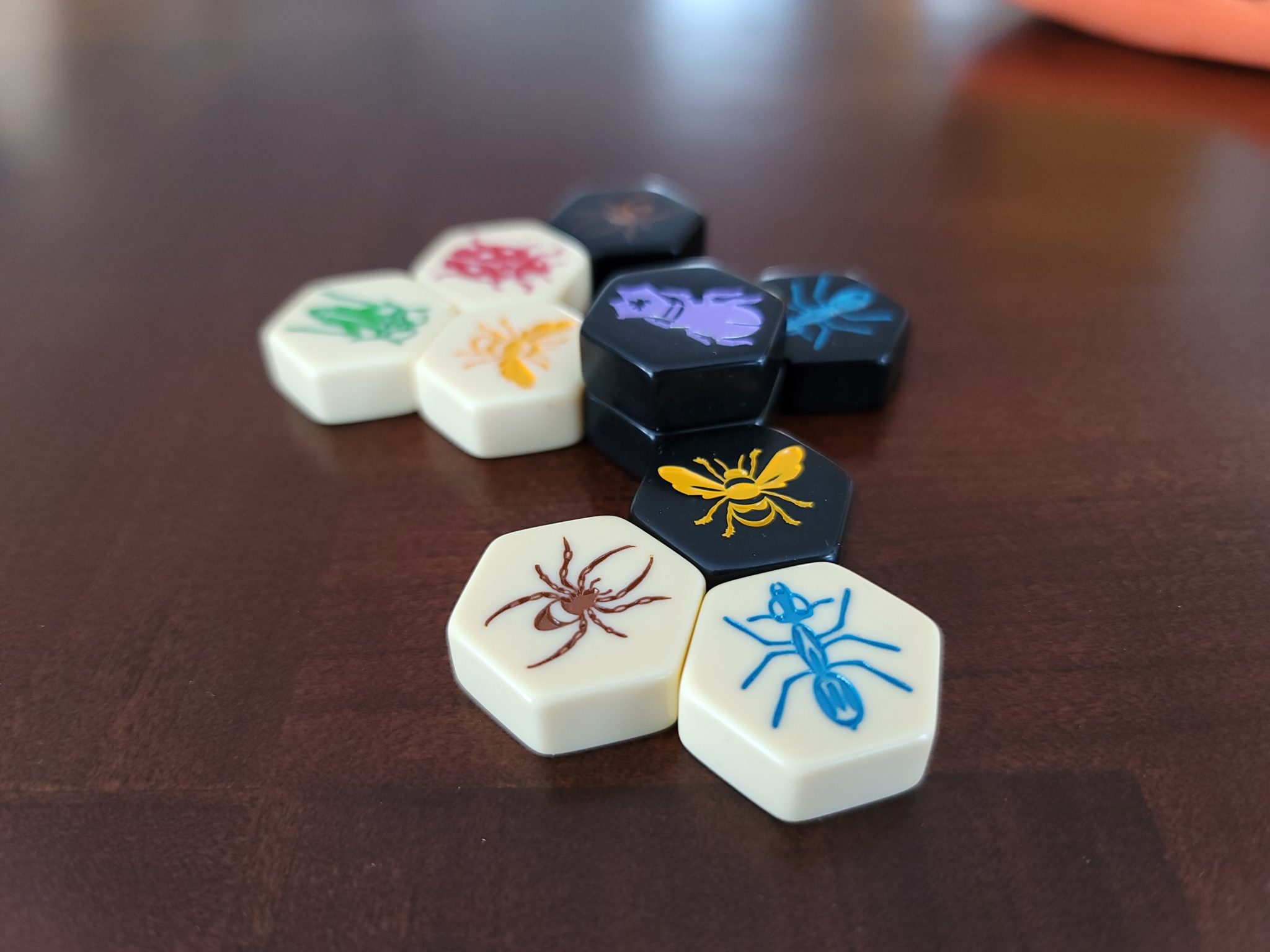 Game Review: Hive – WIZARD TAG